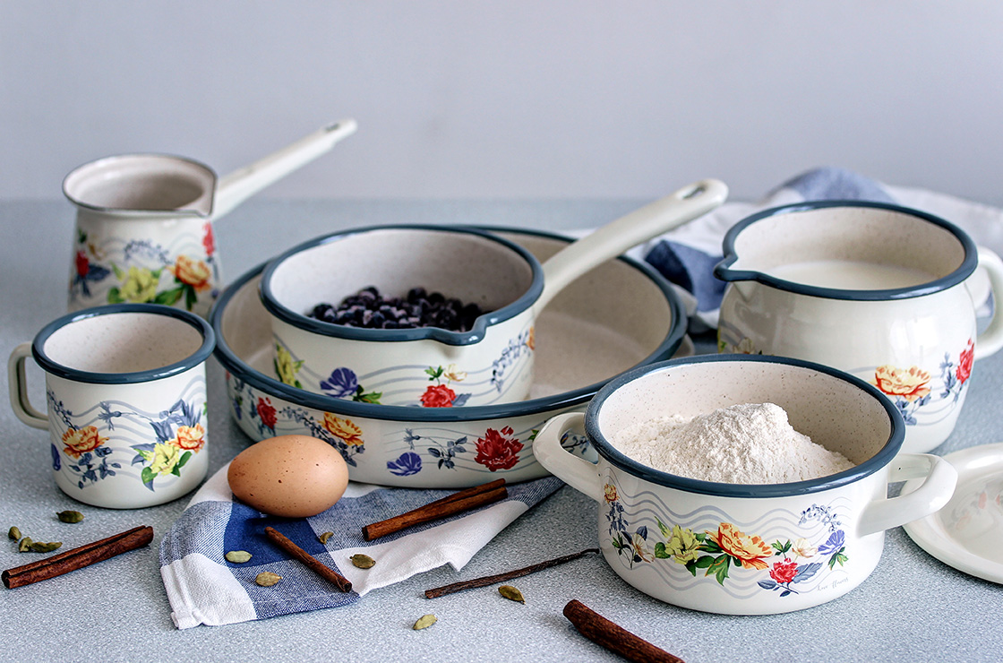 Metalac Cookware - Cooking and Braising